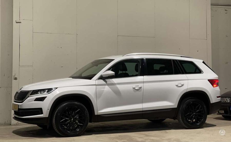 Balts Skoda Kodiaq 2017 Klaipėda, ar dzinēja tilpumu 1.40 L un nobraukumu 193 tūkst. km par 17999 €, foto 18 vietnē AUTOMOTO.COM.LV