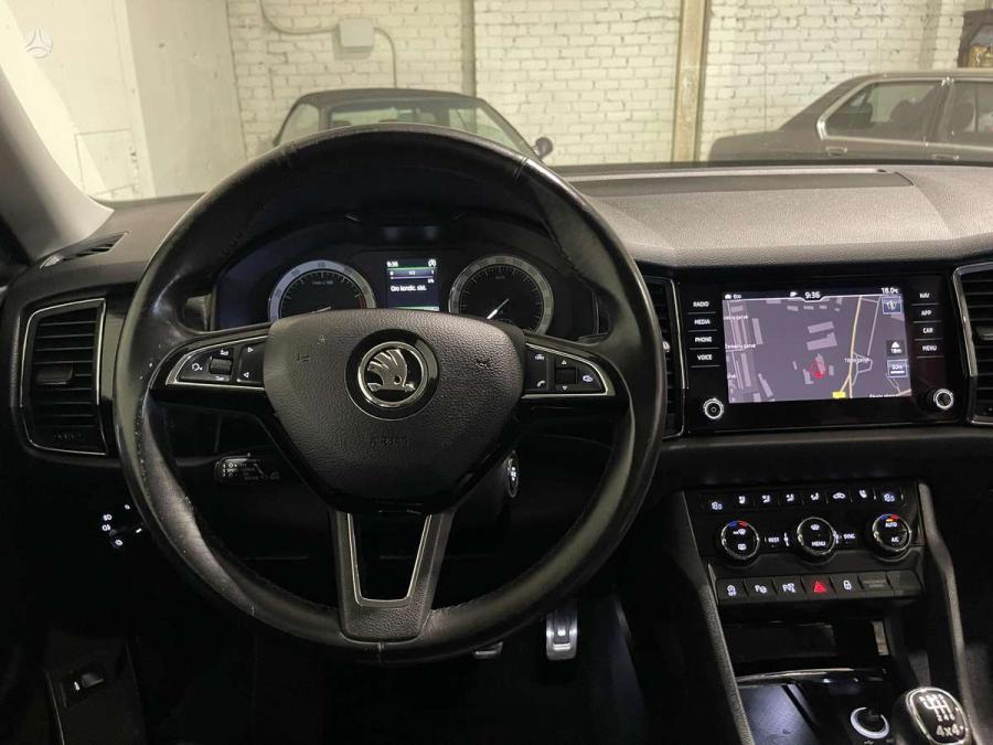 Balts Skoda Kodiaq 2017 Klaipėda, ar dzinēja tilpumu 1.40 L un nobraukumu 193 tūkst. km par 17999 €, foto 21 vietnē AUTOMOTO.COM.LV
