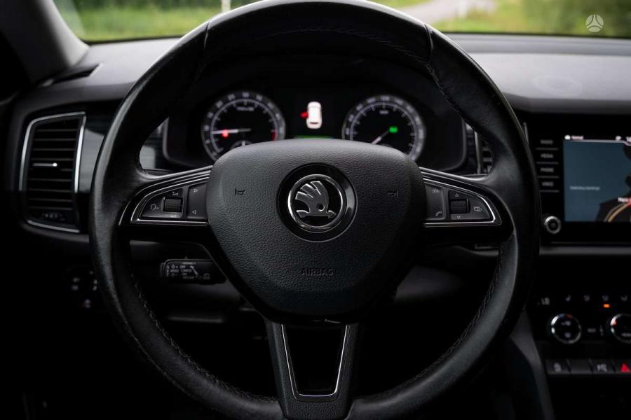 Белый Шкода Kodiaq 2017 в Электренай, объемом двигателя 1.97 л и пробегом 213 тыс. км за 16950 €, фото 20 на AUTOMOTO.COM.LV