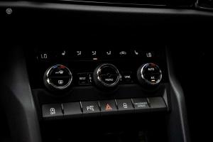 Белый Шкода Kodiaq 2017 в Электренай, объемом двигателя 1.97 л и пробегом 213 тыс. км за 16950 €, фото 25 на AUTOMOTO.COM.LV