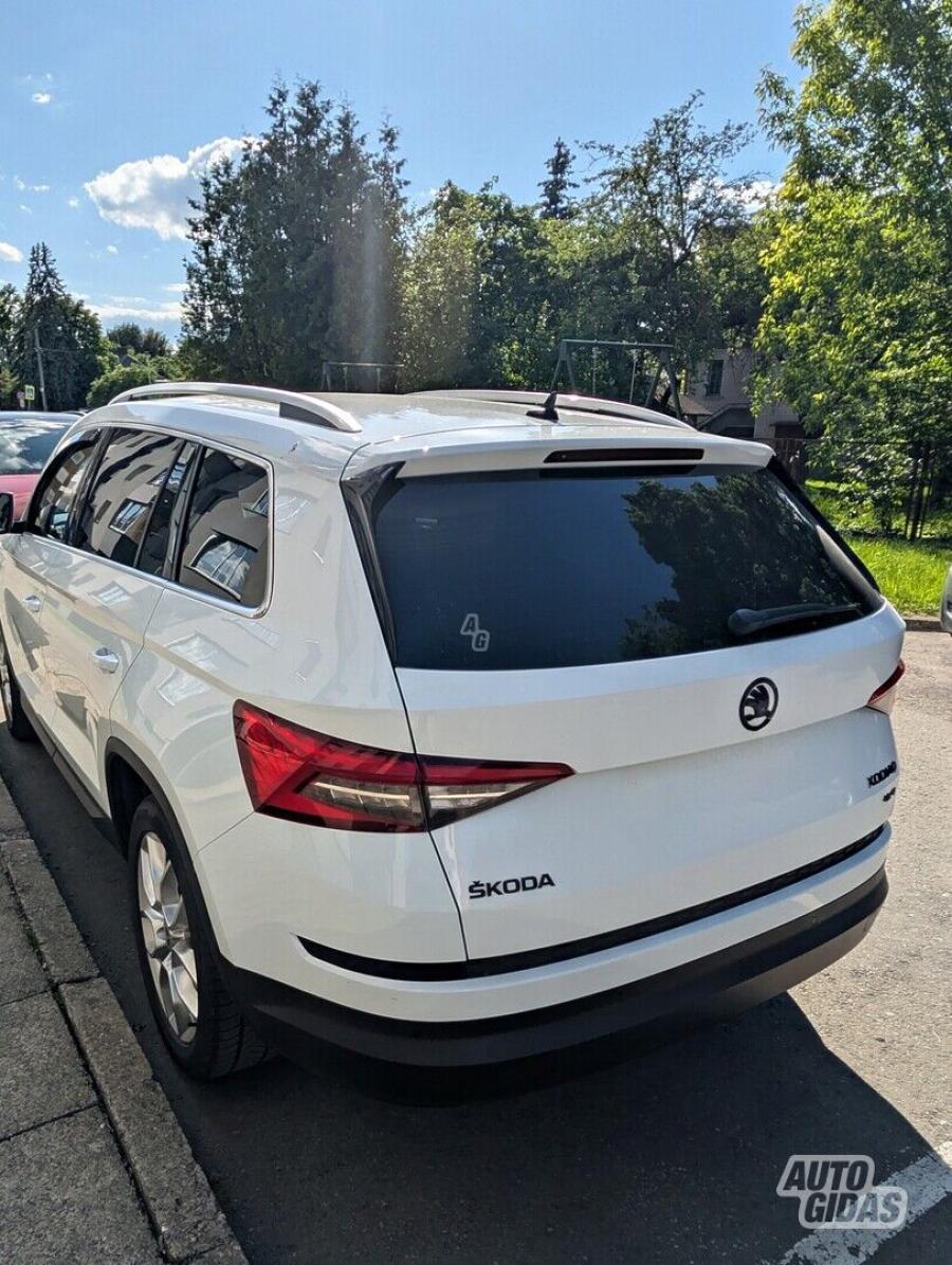 Белый Шкода Kodiaq 2017 в Каунас, объемом двигателя 2.00 л и пробегом 171 тыс. км за 21950 €, фото 5 на AUTOMOTO.COM.LV