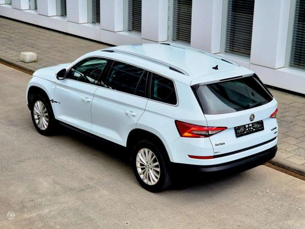 Balts Skoda Kodiaq 2017 Viļņa, ar dzinēja tilpumu 1.97 L un nobraukumu 287 tūkst. km par 13400 €, foto 5 vietnē AUTOMOTO.COM.LV