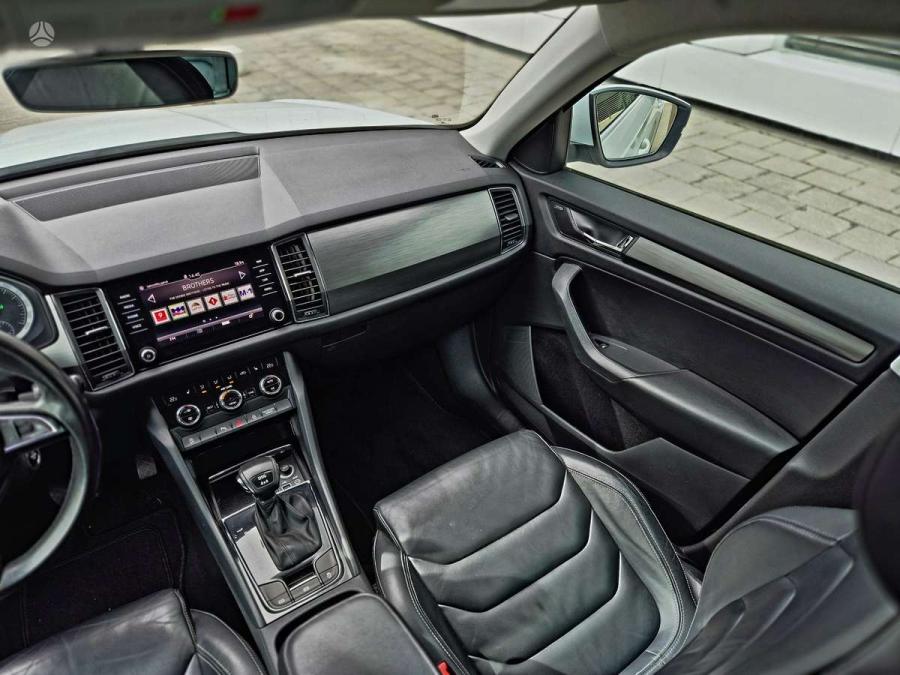 Balts Skoda Kodiaq 2017 Viļņa, ar dzinēja tilpumu 1.97 L un nobraukumu 287 tūkst. km par 13400 €, foto 41 vietnē AUTOMOTO.COM.LV