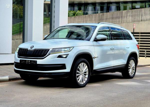 Skoda Kodiaq 2017 in Vilnius on AUTOMOTO.COM.LV White Skoda Kodiaq 2017 in Vilnius, with an engine capacity of 1.97 L and mileage of 287 thousand km for 13400 €, photo 6 on AUTOMOTO.COM.LV