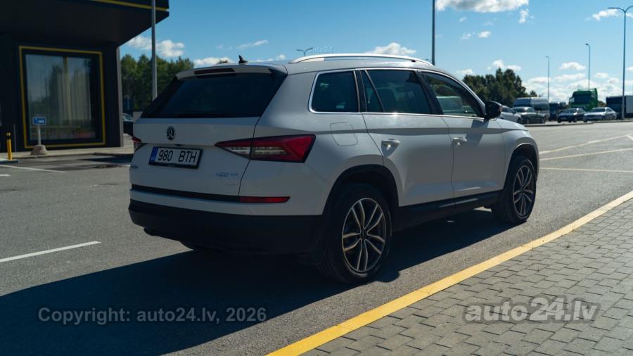 Balts Skoda Kodiaq 2017 Tallina, ar dzinēja tilpumu 2.00 L un nobraukumu 123 tūkst. km par 21500 €, foto 8 vietnē AUTOMOTO.COM.LV