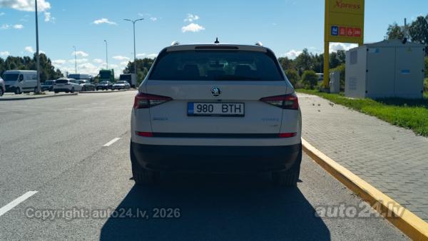 Balts Skoda Kodiaq 2017 Tallina, ar dzinēja tilpumu 2.00 L un nobraukumu 123 tūkst. km par 21500 €, foto 7 vietnē AUTOMOTO.COM.LV