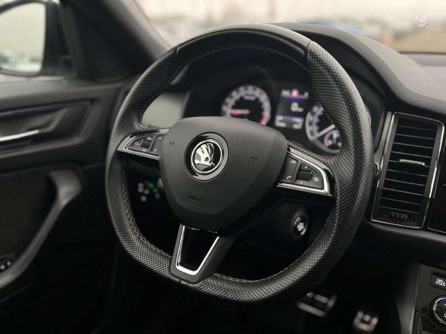 Белый Шкода Kodiaq 2018 в Вильнюс, объемом двигателя 1.97 л и пробегом 154 тыс. км за 21390 €, фото 36 на AUTOMOTO.COM.LV