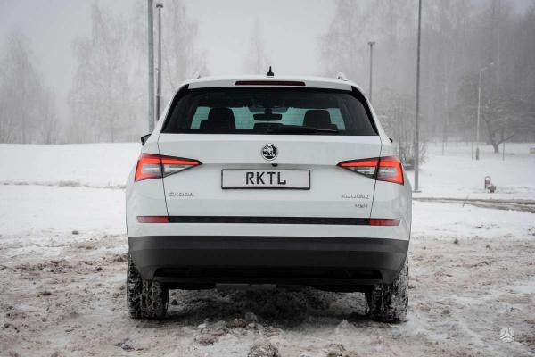 White Skoda Kodiaq 2018 in Elektrenai, with an engine capacity of 1.97 L and mileage of 238 thousand km for 17400 €, photo 6 on AUTOMOTO.COM.LV