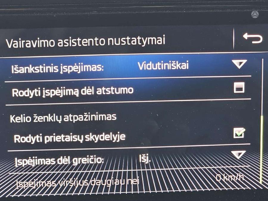 Белый Шкода Kodiaq 2018 в Таураге, объемом двигателя 2.00 л и пробегом 328 тыс. км за 14200 €, фото 25 на AUTOMOTO.COM.LV