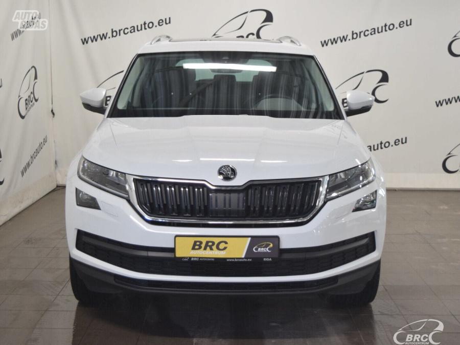 White Skoda Kodiaq 2018 in Riga, with an engine capacity of 2.00 L and mileage of 142 thousand km for 19900 €, photo 28 on AUTOMOTO.COM.LV