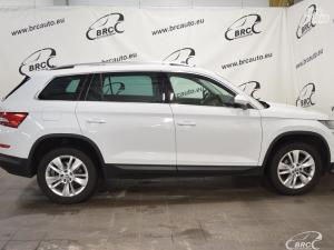 White Skoda Kodiaq 2018 in Riga, with an engine capacity of 2.00 L and mileage of 142 thousand km for 19900 €, photo 31 on AUTOMOTO.COM.LV