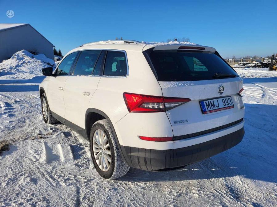 Balts Skoda Kodiaq 2018 Alīta, ar dzinēja tilpumu 2.00 L un nobraukumu 215 tūkst. km par 11500 €, foto 2 vietnē AUTOMOTO.COM.LV