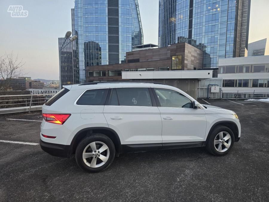 Balts Skoda Kodiaq 2018 Viļņa, ar dzinēja tilpumu 2.00 L un nobraukumu 250 tūkst. km par 15950 €, foto 6 vietnē AUTOMOTO.COM.LV