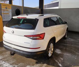 Белый Шкода Kodiaq 2018 в Паневежис, объемом двигателя 2.00 л и пробегом 385 тыс. км за 16000 €, фото 6 на AUTOMOTO.COM.LV
