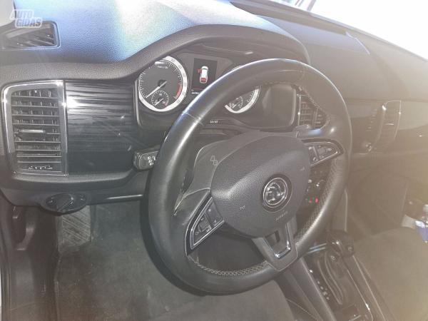 Balts Skoda Kodiaq 2018 Panevēža, ar dzinēja tilpumu 2.00 L un nobraukumu 385 tūkst. km par 16000 €, foto 10 vietnē AUTOMOTO.COM.LV