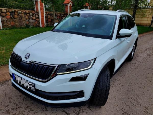 Белый Шкода Kodiaq 2018 в Вильнюс, объемом двигателя 2.00 л и пробегом 142 тыс. км за 19800 €, фото 1 на AUTOMOTO.COM.LV