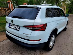 White Skoda Kodiaq 2018 in Vilnius, with an engine capacity of 2.00 L and mileage of 142 thousand km for 19800 €, photo 3 on AUTOMOTO.COM.LV