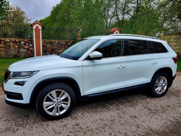Белый Шкода Kodiaq 2018 в Вильнюс, объемом двигателя 2.00 л и пробегом 142 тыс. км за 19800 €, фото 3 на AUTOMOTO.COM.LV