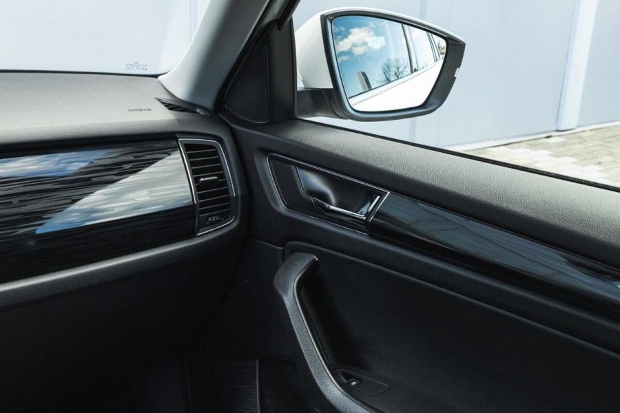 Белый Шкода Kodiaq 2018 в Вентспилс, объемом двигателя 2.00 л и пробегом 241 тыс. км за 17850 €, фото 28 на AUTOMOTO.COM.LV