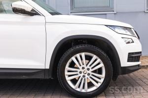 Balts Skoda Kodiaq 2018 Ventspils, ar dzinēja tilpumu 2.00 L un nobraukumu 241 tūkst. km par 17500 €, foto 10 vietnē AUTOMOTO.COM.LV