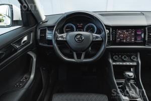 Balts Skoda Kodiaq 2018 Ventspils, ar dzinēja tilpumu 2.00 L un nobraukumu 241 tūkst. km par 17500 €, foto 19 vietnē AUTOMOTO.COM.LV