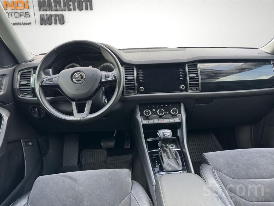 Balts Skoda Kodiaq 2018 Rīga, ar dzinēja tilpumu 2.00 L un nobraukumu 152 tūkst. km par 17990 €, foto 15 vietnē AUTOMOTO.COM.LV