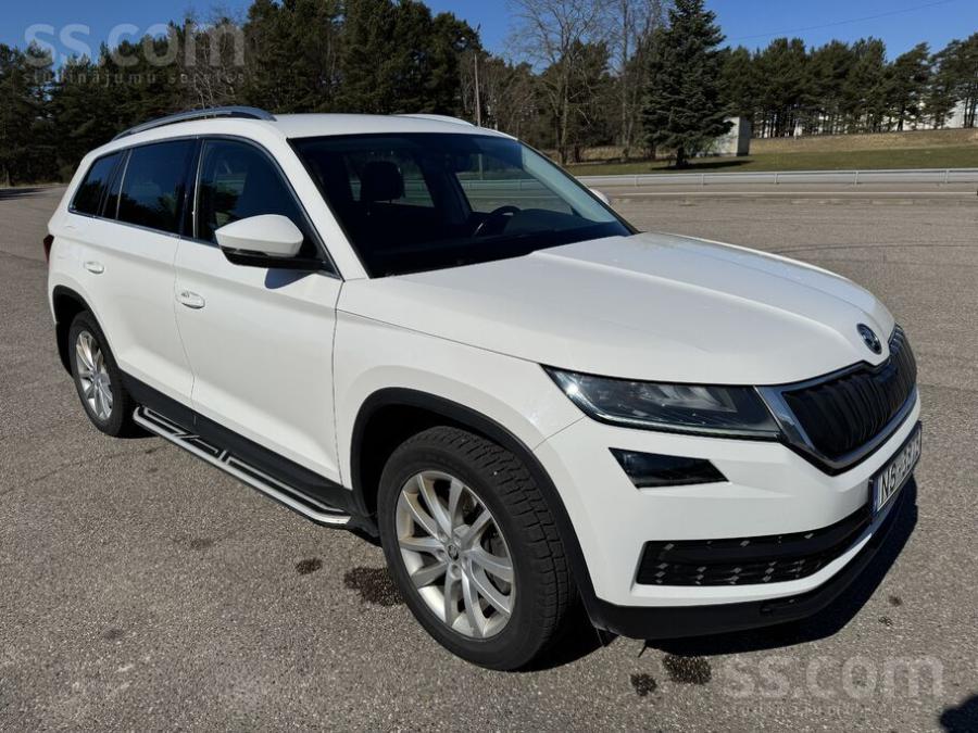 White Skoda Kodiaq 2018 in Ventspils, with an engine capacity of 2.00 L and mileage of 149 thousand km for 18500 €, photo 1 on AUTOMOTO.COM.LV