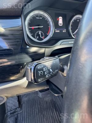 White Skoda Kodiaq 2018 in Ventspils, with an engine capacity of 2.00 L and mileage of 149 thousand km for 18500 €, photo 10 on AUTOMOTO.COM.LV