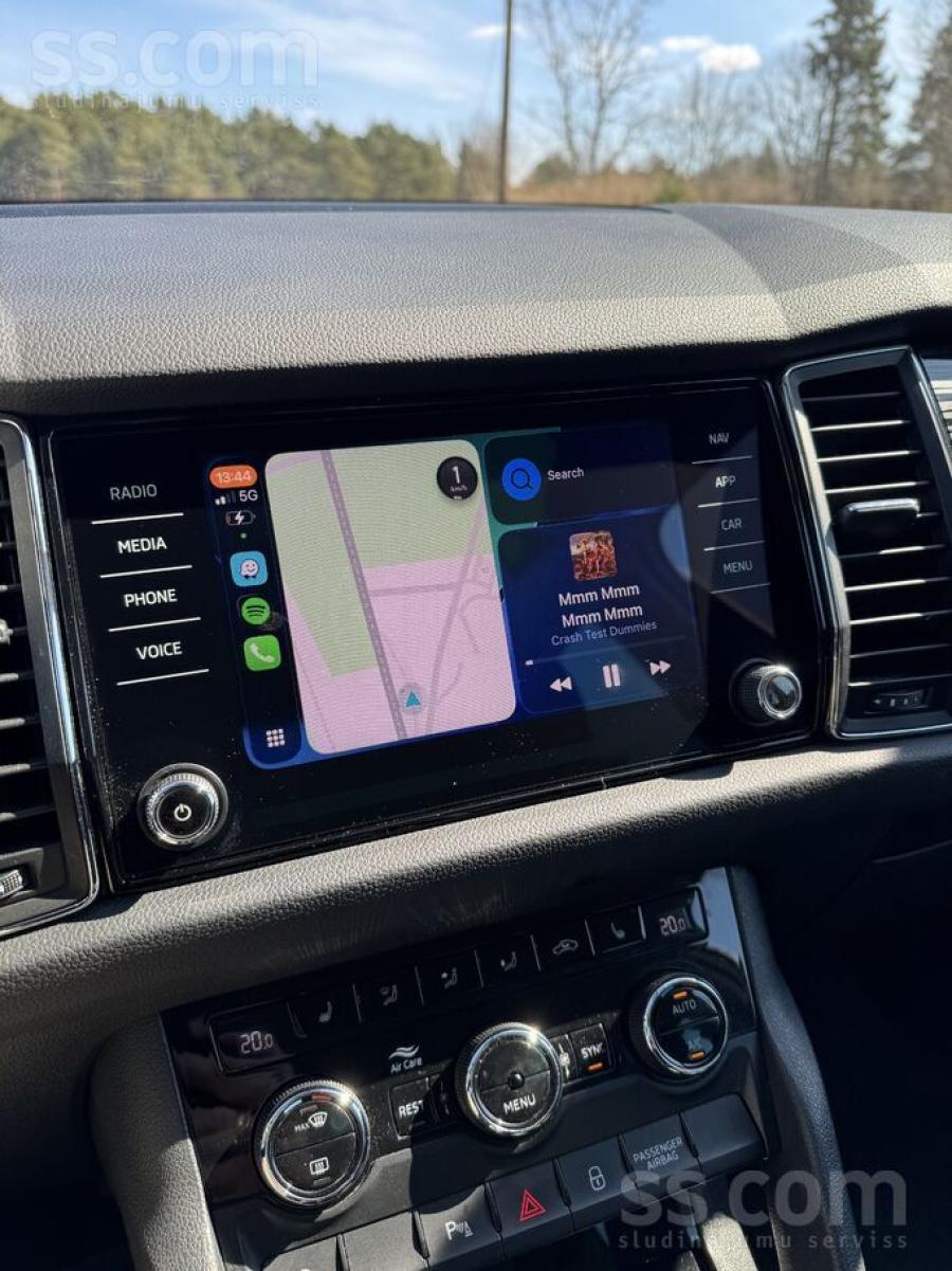White Skoda Kodiaq 2018 in Ventspils, with an engine capacity of 2.00 L and mileage of 149 thousand km for 18500 €, photo 11 on AUTOMOTO.COM.LV