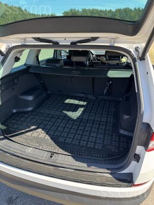 White Skoda Kodiaq 2018 in Ventspils, with an engine capacity of 2.00 L and mileage of 149 thousand km for 18500 €, photo 15 on AUTOMOTO.COM.LV