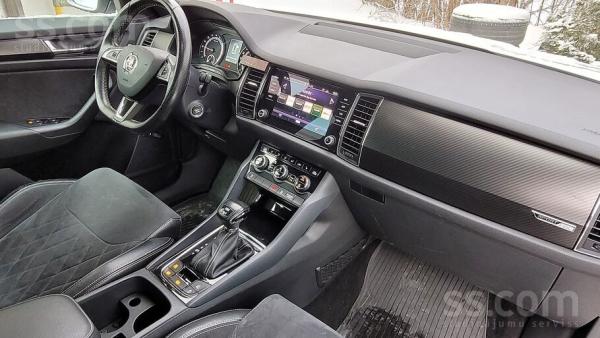 White Skoda Kodiaq 2018 in Riga, with an engine capacity of 2.00 L and mileage of 191 thousand km for 21000 €, photo 5 on AUTOMOTO.COM.LV