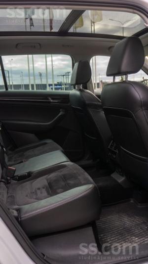 Белый Шкода Kodiaq 2018 в Рига, объемом двигателя 2.00 л и пробегом 293 тыс. км за 18490 €, фото 33 на AUTOMOTO.COM.LV