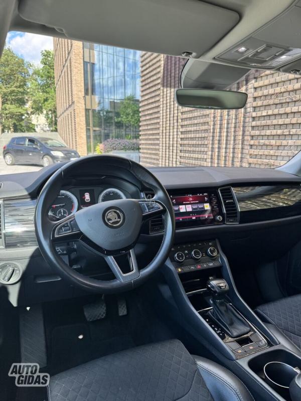 White Skoda Kodiaq 2018 in Vilnius, with an engine capacity of 2.00 L and mileage of 121 thousand km for 21000 €, photo 9 on AUTOMOTO.COM.LV
