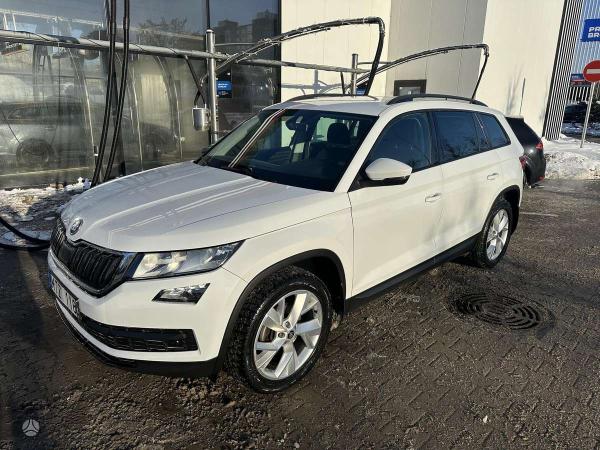 Balts Skoda Kodiaq 2018 Viļņa, ar dzinēja tilpumu 1.97 L un nobraukumu 252 tūkst. km par 13500 €, foto 2 vietnē AUTOMOTO.COM.LV