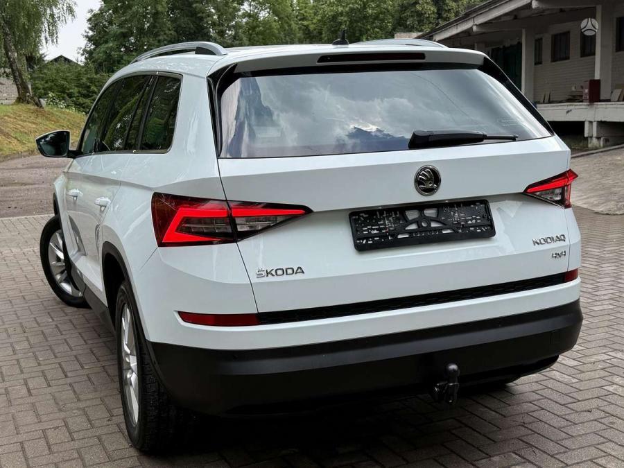 Белый Шкода Kodiaq 2018 в Пренай, объемом двигателя 1.97 л и пробегом 256 тыс. км за 15950 €, фото 17 на AUTOMOTO.COM.LV