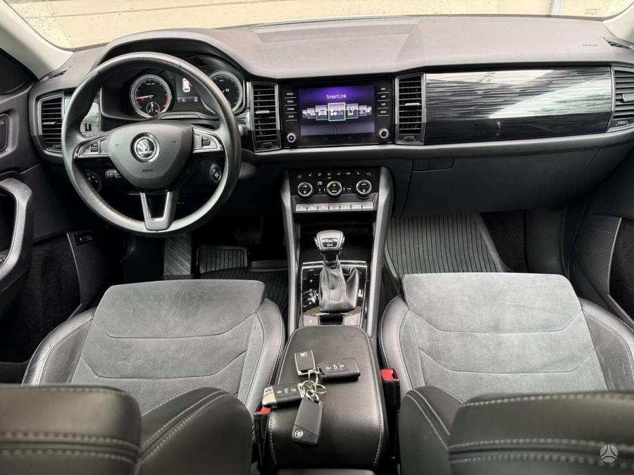 Белый Шкода Kodiaq 2018 в Пренай, объемом двигателя 1.97 л и пробегом 256 тыс. км за 15950 €, фото 26 на AUTOMOTO.COM.LV
