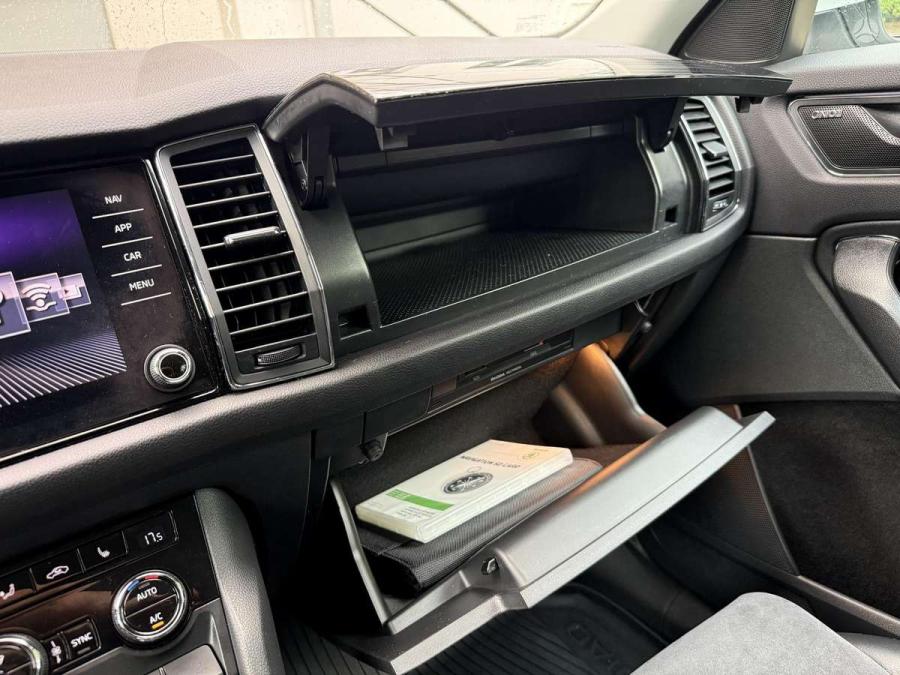 Белый Шкода Kodiaq 2018 в Пренай, объемом двигателя 1.97 л и пробегом 256 тыс. км за 15950 €, фото 36 на AUTOMOTO.COM.LV