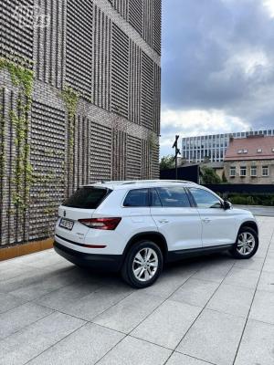 Белый Шкода Kodiaq 2018 в Вильнюс, объемом двигателя 2.00 л и пробегом 121 тыс. км за 20000 €, фото 9 на AUTOMOTO.COM.LV