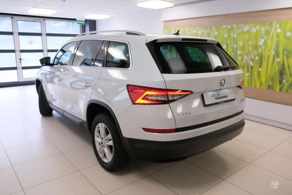 Balts Skoda Kodiaq 2018 Viļņa, ar dzinēja tilpumu 2.00 L un nobraukumu 200 tūkst. km par 18950 €, foto 6 vietnē AUTOMOTO.COM.LV