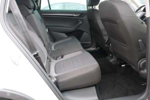 Белый Шкода Kodiaq 2018 в Вильнюс, объемом двигателя 2.00 л и пробегом 200 тыс. км за 18950 €, фото 17 на AUTOMOTO.COM.LV
