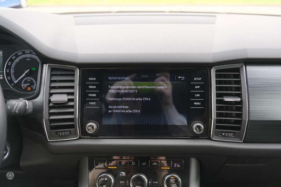 Белый Шкода Kodiaq 2018 в Вильнюс, объемом двигателя 2.00 л и пробегом 200 тыс. км за 18950 €, фото 30 на AUTOMOTO.COM.LV