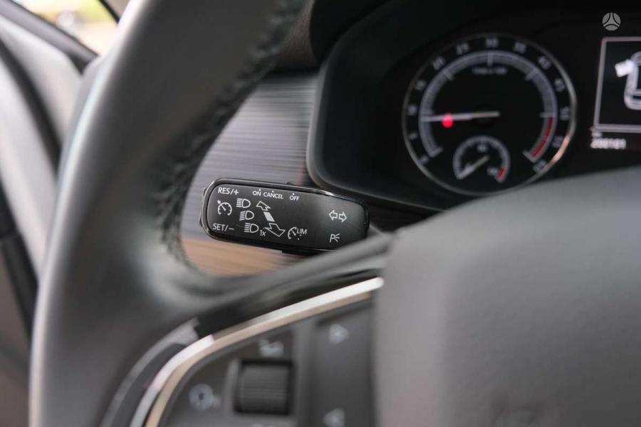 Белый Шкода Kodiaq 2018 в Вильнюс, объемом двигателя 2.00 л и пробегом 200 тыс. км за 18950 €, фото 42 на AUTOMOTO.COM.LV