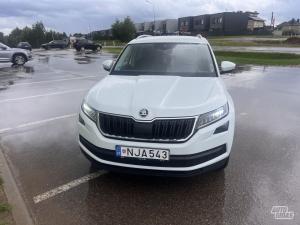 White Skoda Kodiaq 2018 in Kaunas, with an engine capacity of 2.00 L and mileage of 234 thousand km for 18350 €, photo 3 on AUTOMOTO.COM.LV