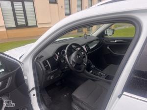 White Skoda Kodiaq 2018 in Kaunas, with an engine capacity of 2.00 L and mileage of 234 thousand km for 18350 €, photo 8 on AUTOMOTO.COM.LV
