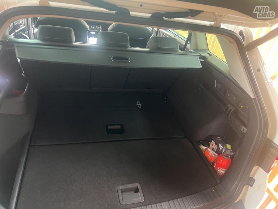 White Skoda Kodiaq 2018 in Kaunas, with an engine capacity of 2.00 L and mileage of 234 thousand km for 18350 €, photo 16 on AUTOMOTO.COM.LV