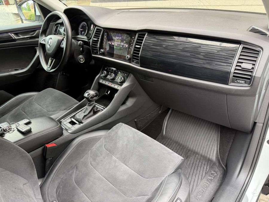 Белый Шкода Kodiaq 2018 в Пренай, объемом двигателя 1.97 л и пробегом 253 тыс. км за 15700 €, фото 28 на AUTOMOTO.COM.LV