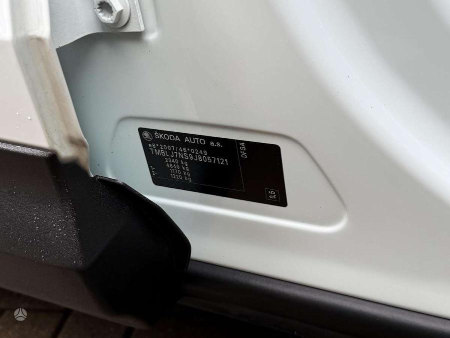 Белый Шкода Kodiaq 2018 в Пренай, объемом двигателя 1.97 л и пробегом 253 тыс. км за 15700 €, фото 33 на AUTOMOTO.COM.LV