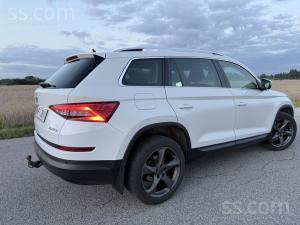 Balts Skoda Kodiaq 2018 Rīga, ar dzinēja tilpumu 2.00 L un nobraukumu 249 tūkst. km par 14500 €, foto 5 vietnē AUTOMOTO.COM.LV