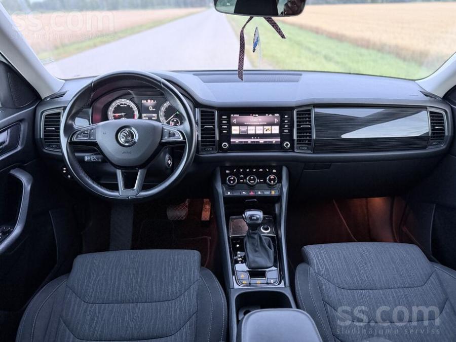 Balts Skoda Kodiaq 2018 Rīga, ar dzinēja tilpumu 2.00 L un nobraukumu 249 tūkst. km par 14500 €, foto 6 vietnē AUTOMOTO.COM.LV