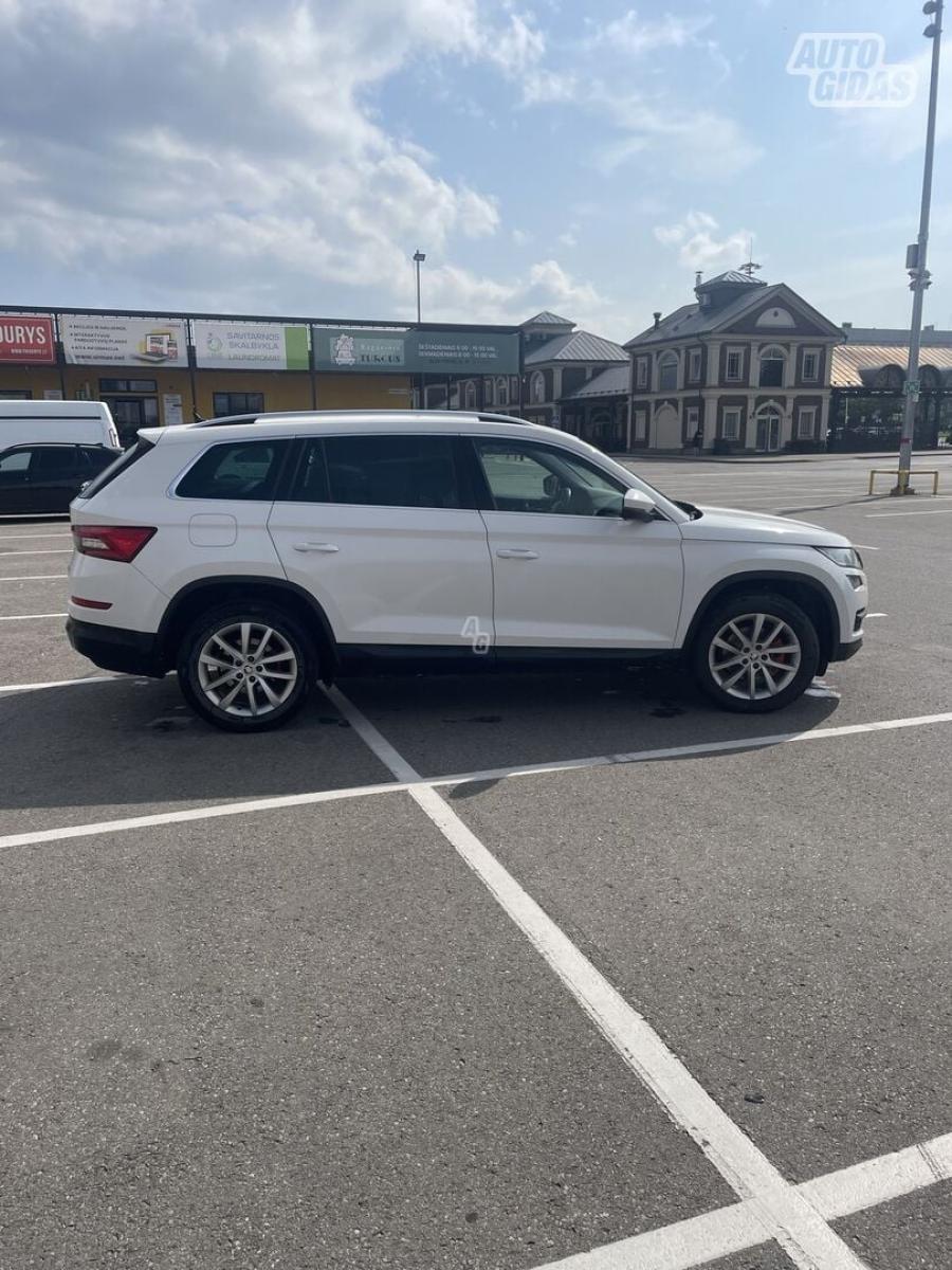 Белый Шкода Kodiaq 2018 в Каунас, объемом двигателя 2.00 л и пробегом 390 тыс. км за 13500 €, фото 6 на AUTOMOTO.COM.LV